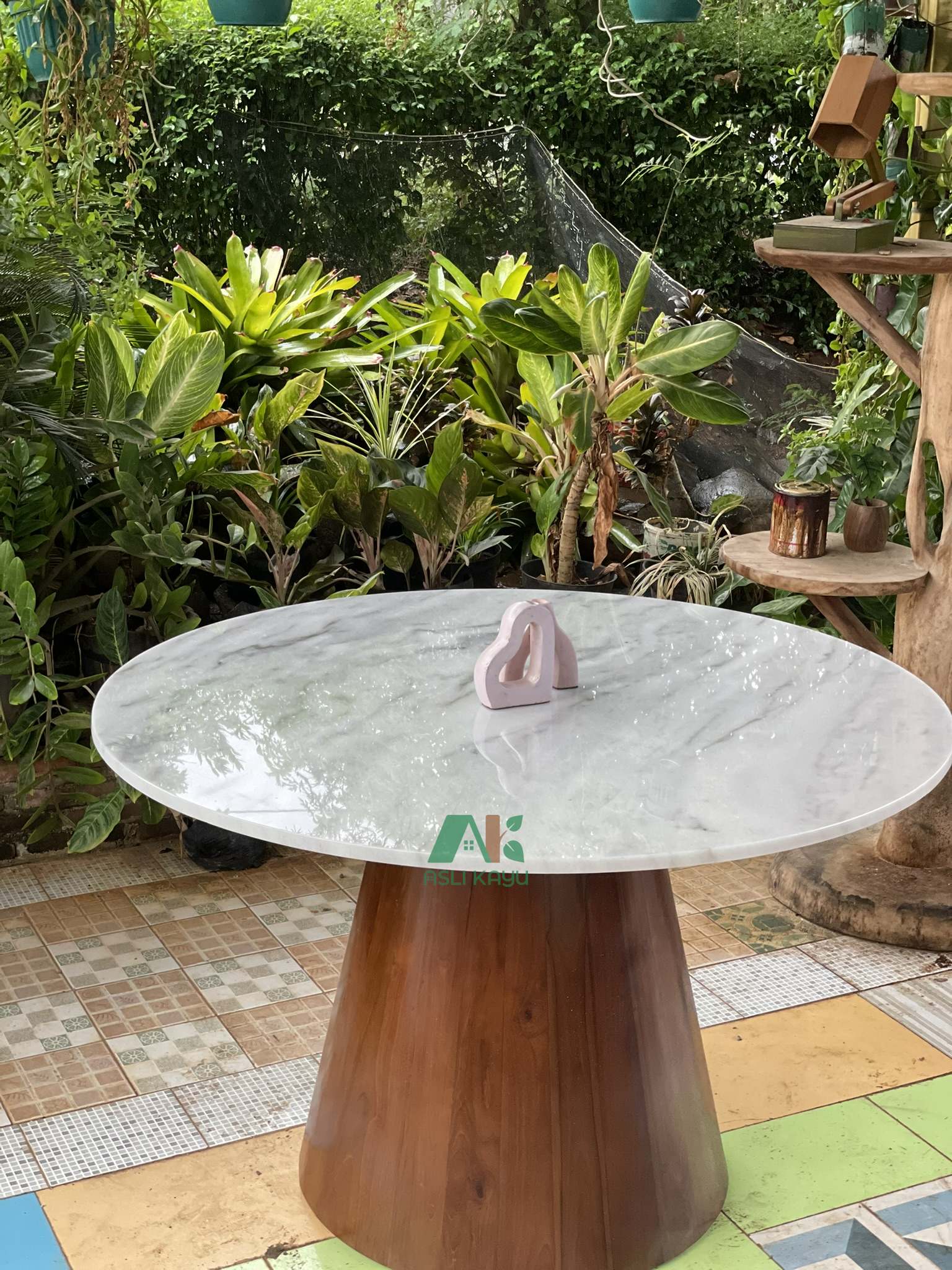MARBLE ROUND DINING TABLE - AKDT06 - Asli Kayu